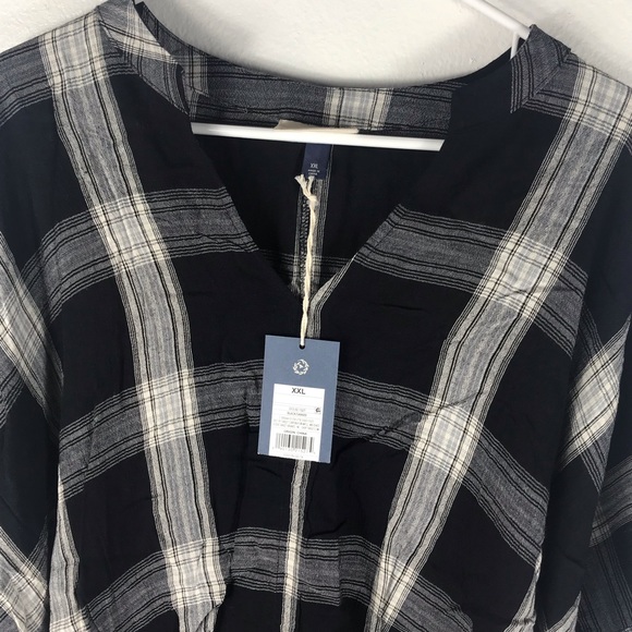 Universal Thread | Tops | Universal Thread Wrap Front Plaid Blouse ...